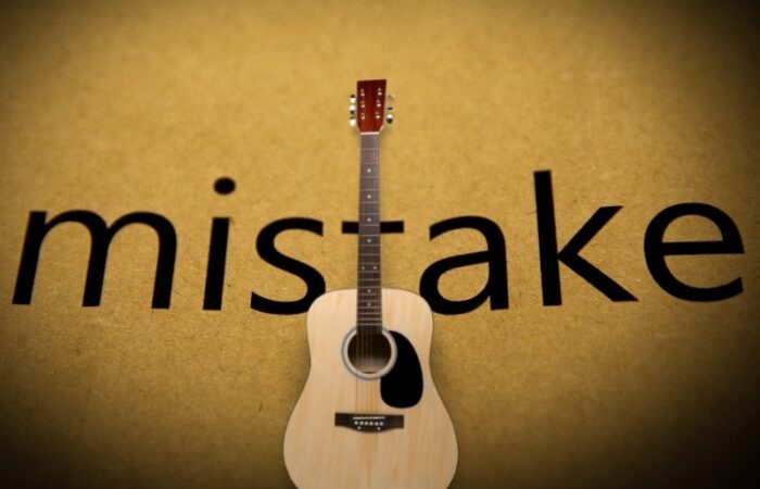 20 Most Common Guitar Mistakes Beginners Should Avoid