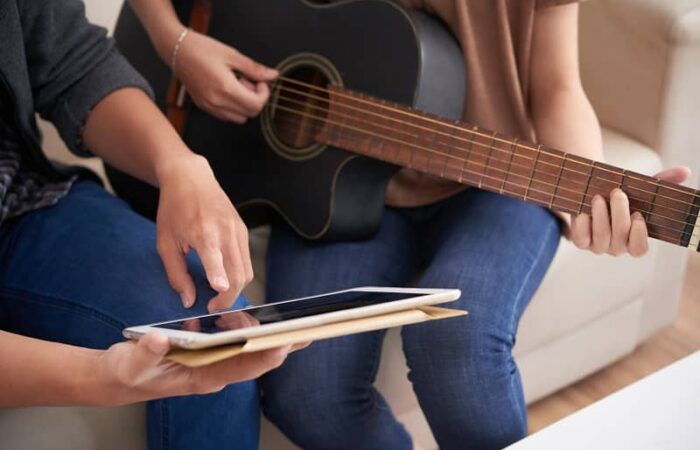 30 Easy Guitar Songs For Beginners That Actually Sound Great