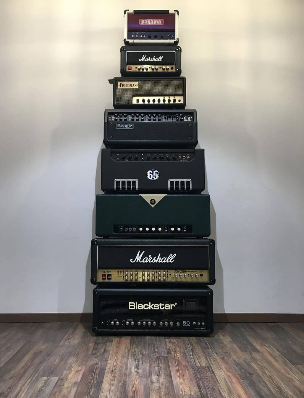 Must Have Guitar Accessories Every Guitarist Should Own